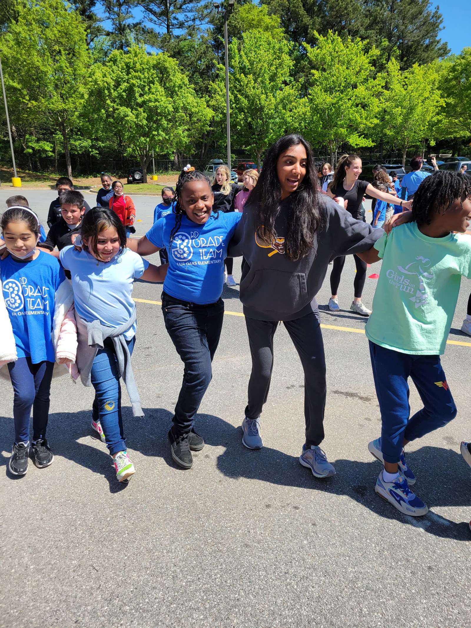 Fair Oaks Students Run for Fun, Raise Money for School