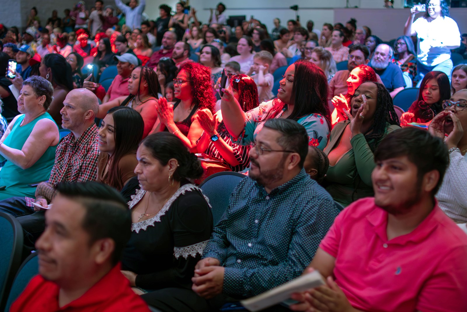 Grads and Families Celebrate at Summer Commencement