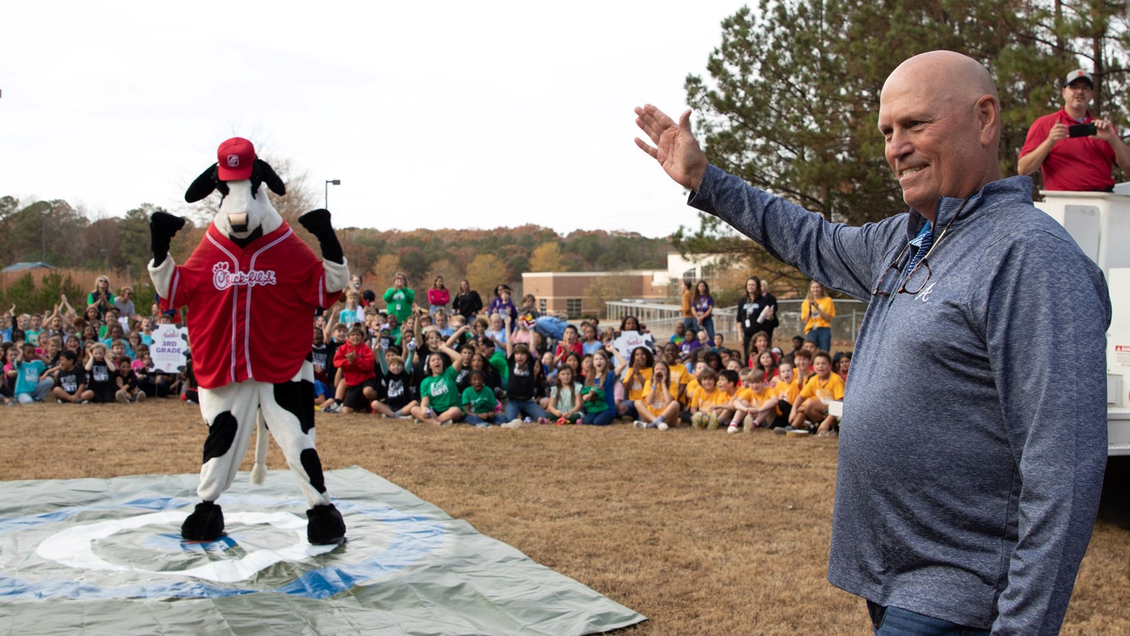 Bullard Cow Drop, Visit from Braves’ Brian Snitker Raise Funds to ...